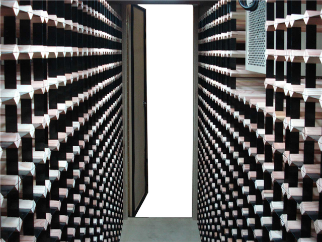 2500-Bottle Walk-In Wine Vault | Wine Cave